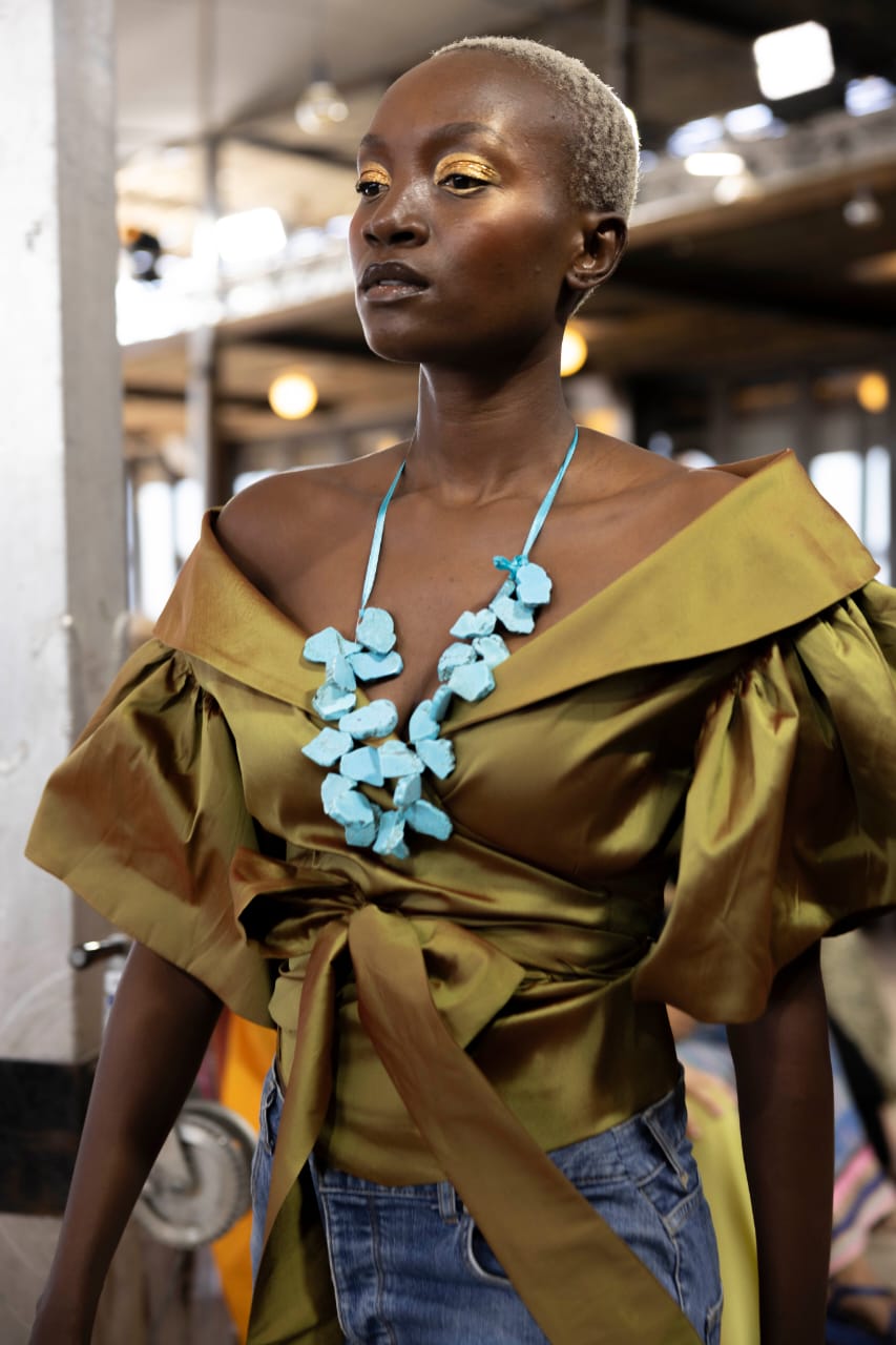 Thula Sindi – THULA SINDI